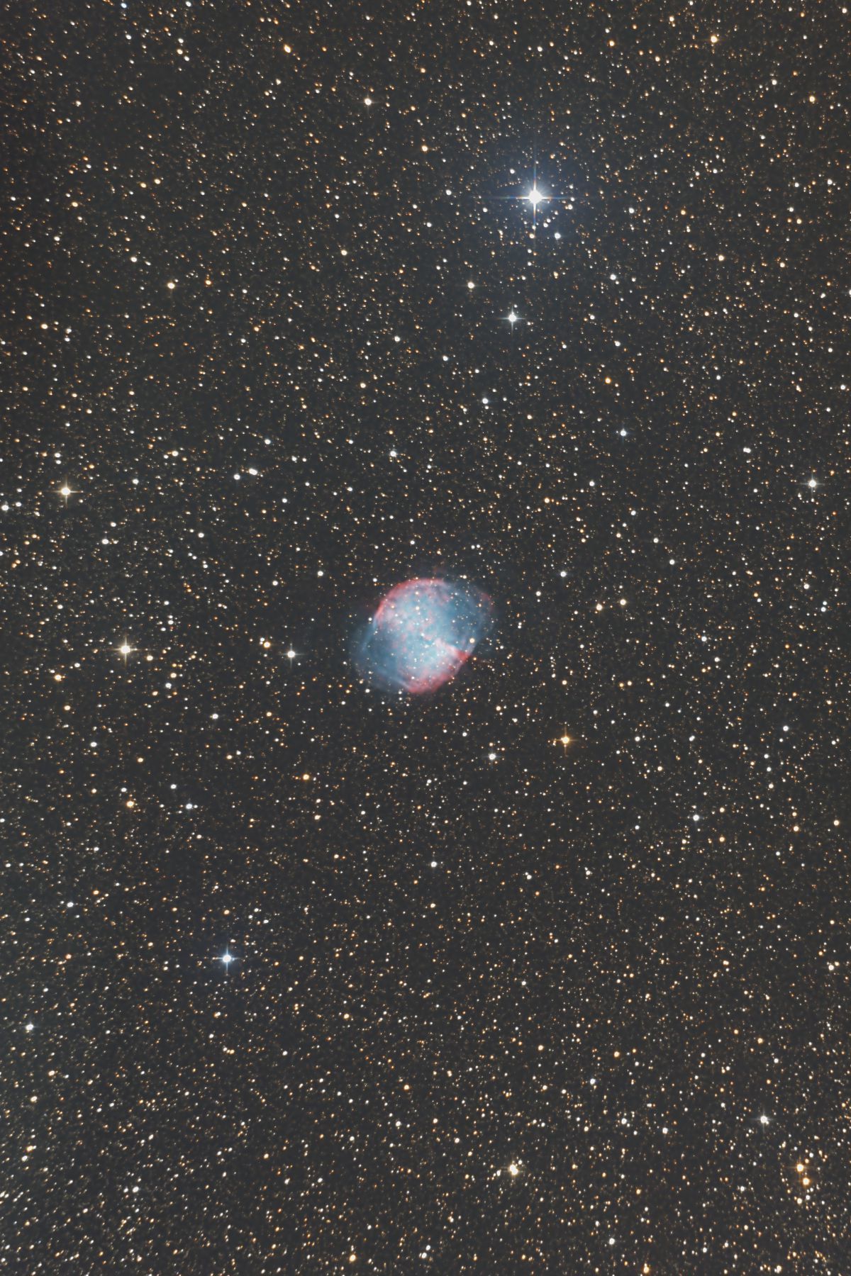 M27 あれい星雲 こぎつね座 5/3・6/2撮影: 小さな天文台